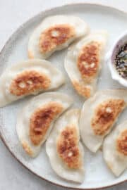 Favorite Mandu (Korean Dumplings) - MJ and Hungryman