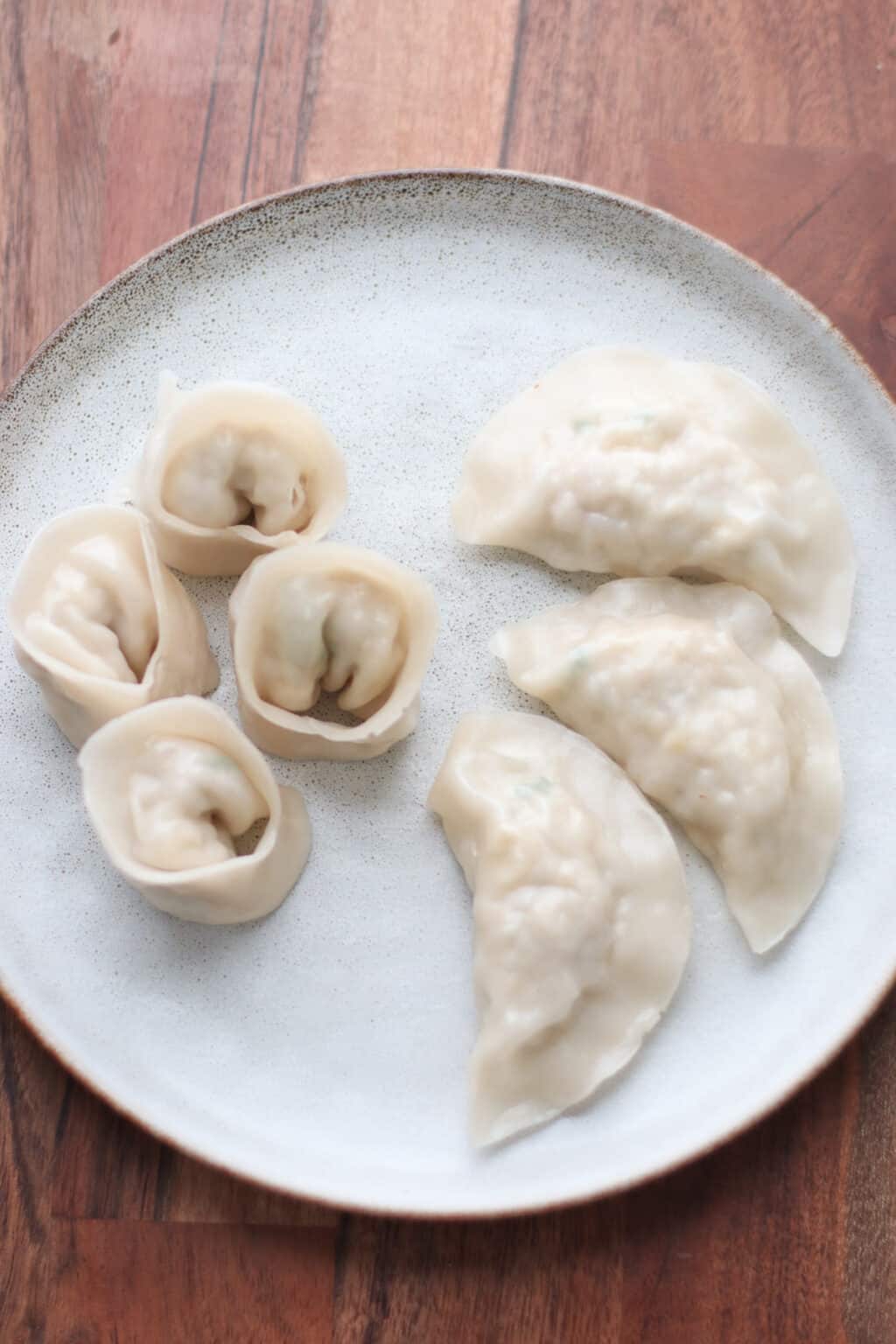 Favorite Mandu (Korean Dumplings) - MJ and Hungryman