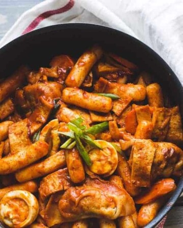 Tteokbokki - Korean Spicy Rice Cakes - MJ and Hungryman