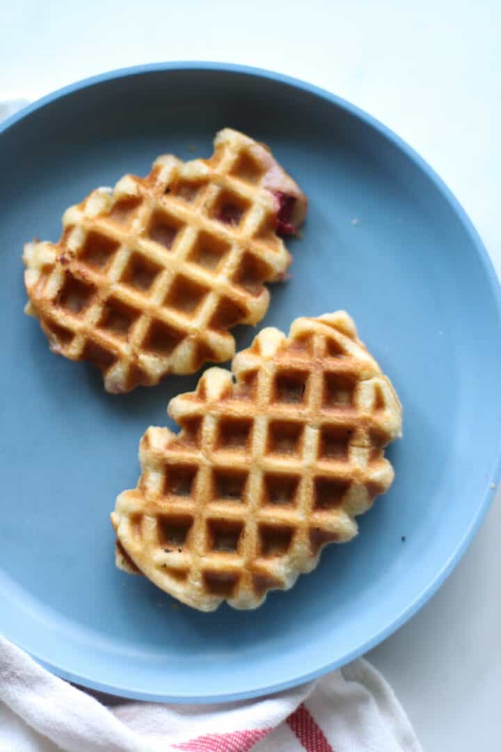 Easy Croffle (Croissant Waffle) - MJ and Hungryman