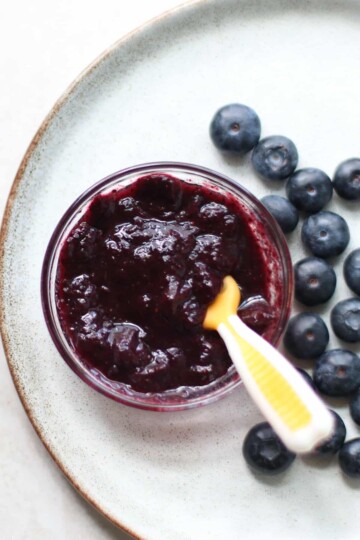 Blueberries for Babies (Puree and Baby Led Weaning) - MJ and Hungryman