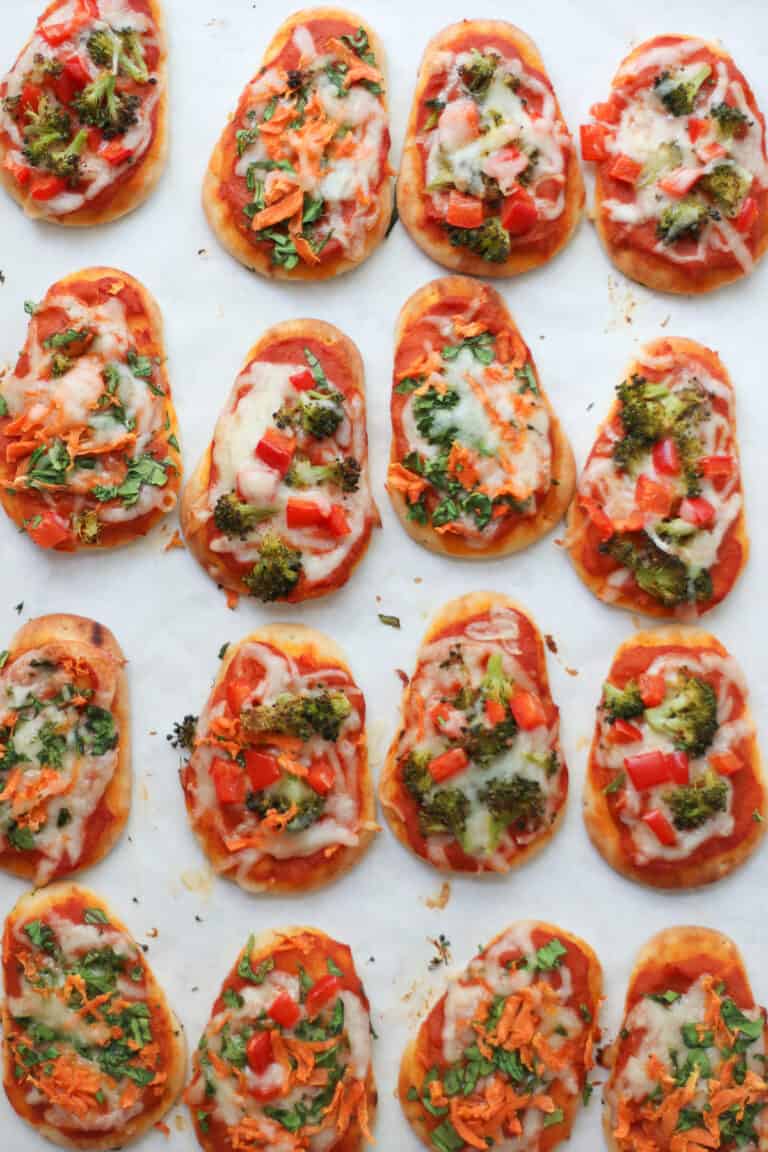 Easy Mini Pizza - MJ and Hungryman