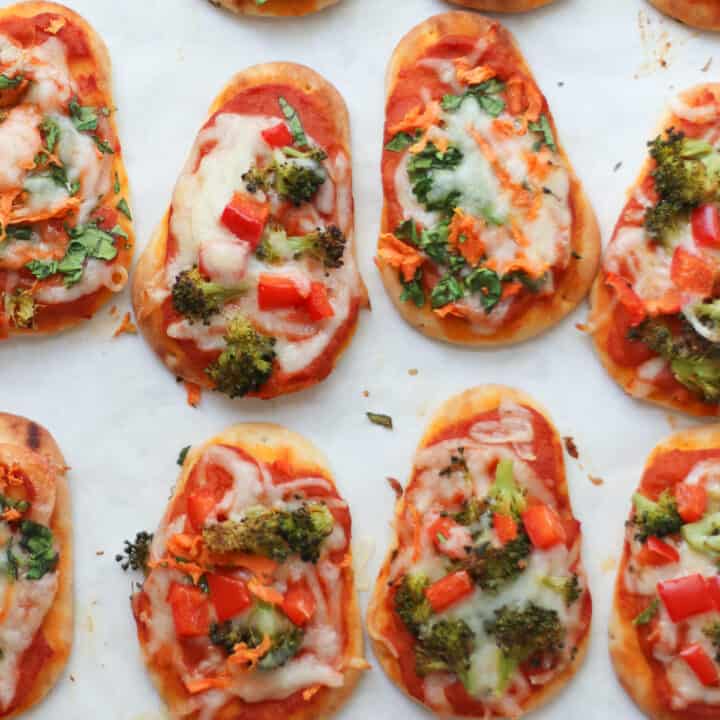 Easy Mini Pizza - MJ and Hungryman