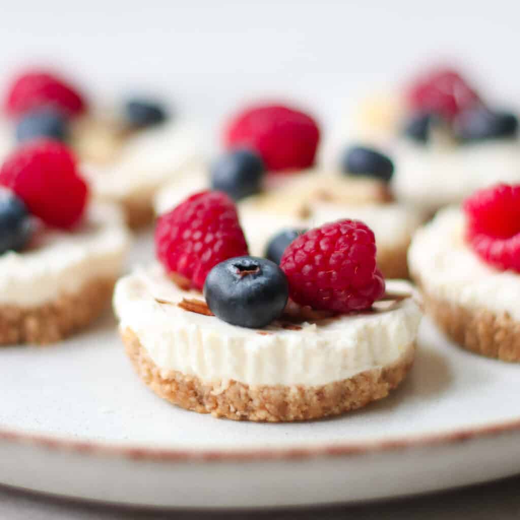 Easy No Bake Mini Cheesecakes - MJ and Hungryman