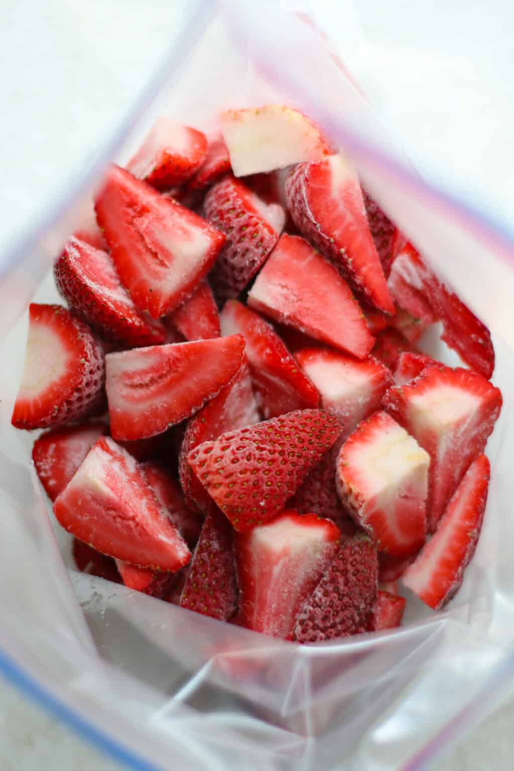 How to Freeze Strawberries - MJ and Hungryman