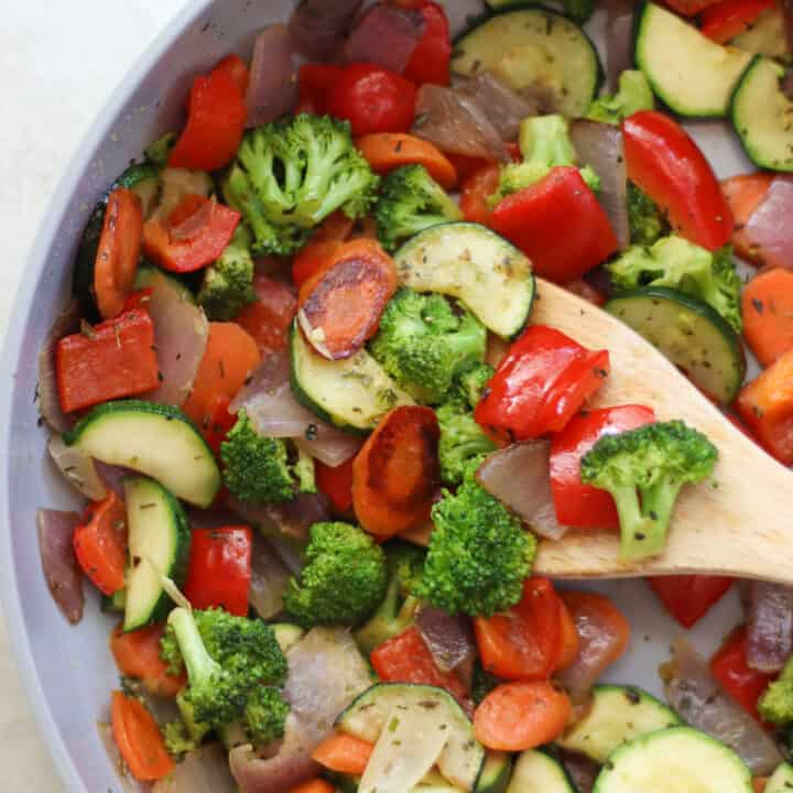 How to Saute Vegetables - MJ and Hungryman