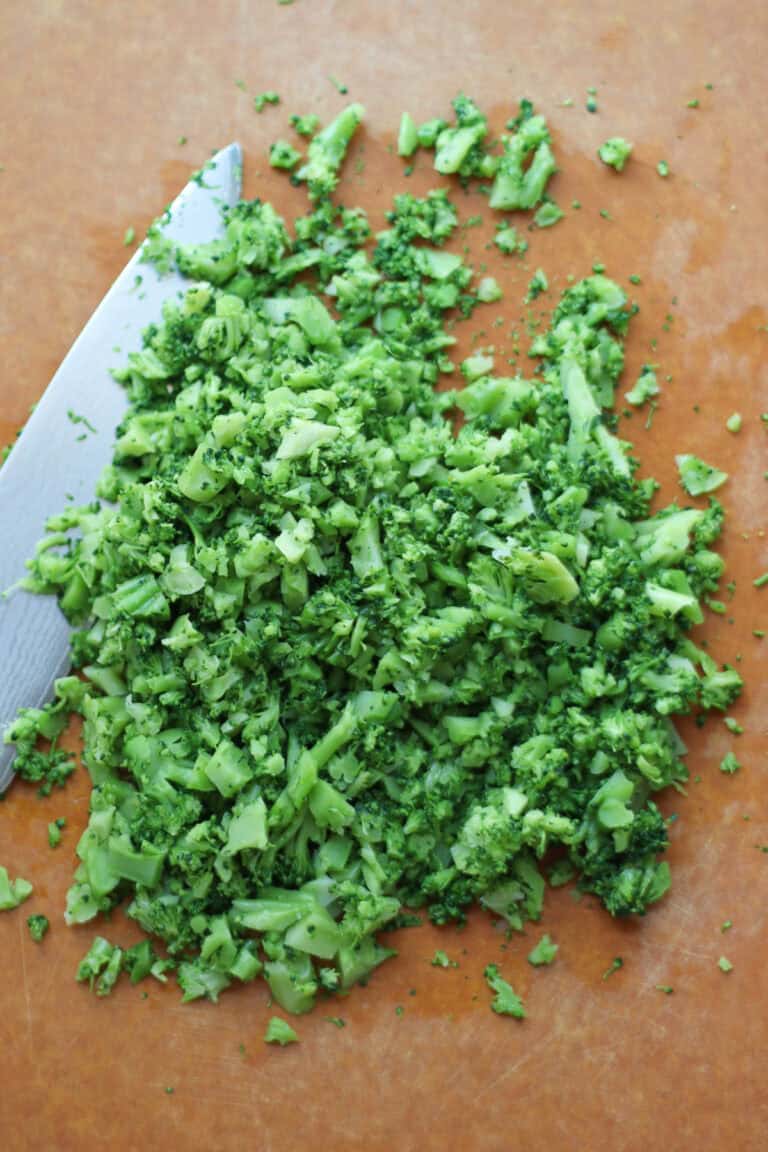 Cheesy Broccoli Bites (5 ingredients) - MJ and Hungryman