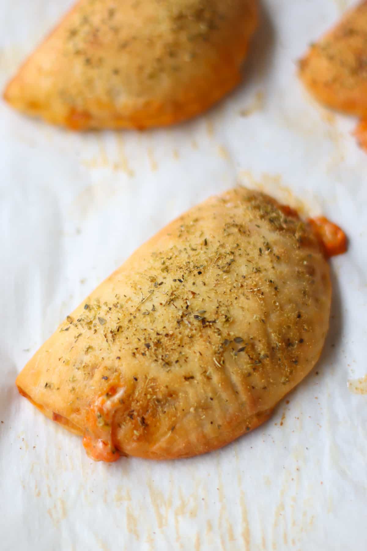Homemade Pizza Pockets Recipe - MJ and Hungryman