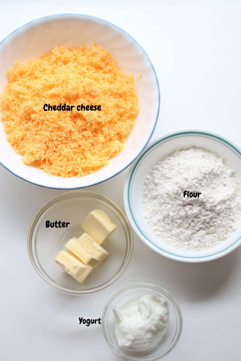 Easy Homemade Cheese Crackers (Cheez-It Copycat) - MJ and Hungryman