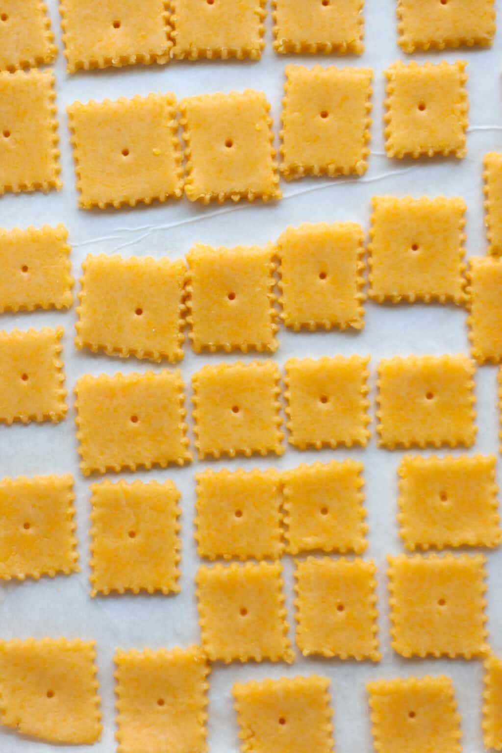 Easy Cheese Crackers (Cheez-Its) - MJ and Hungryman