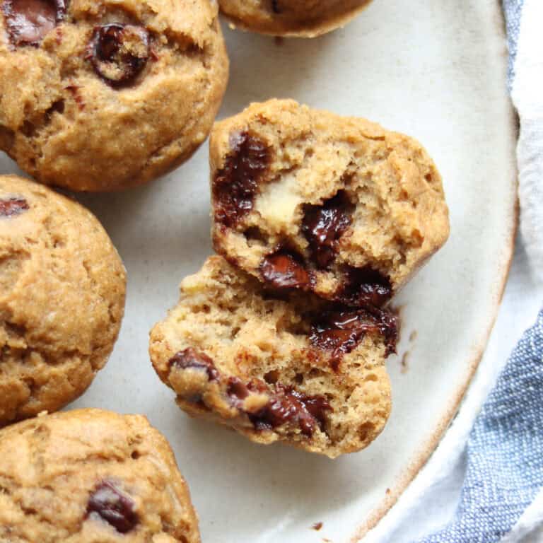 Easy Mini Pizza - MJ and Hungryman